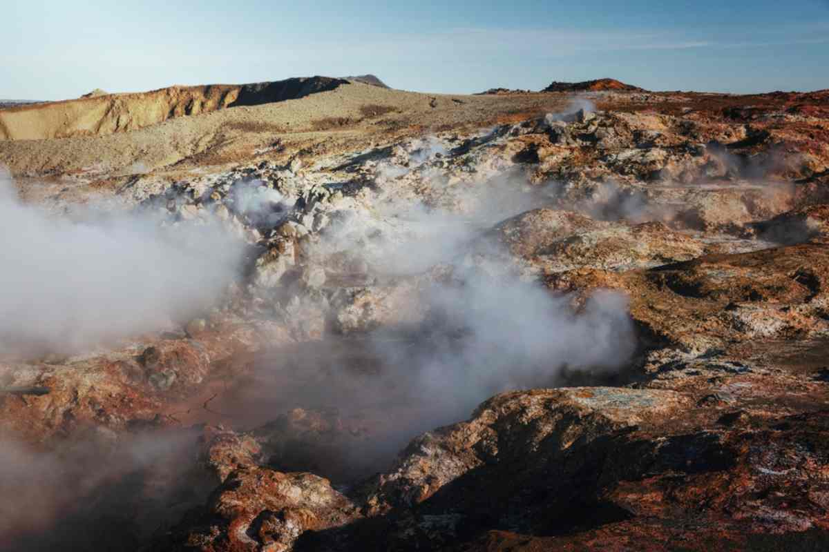 The Ultimate Guide to Visiting Gunnuhver Hot Spring